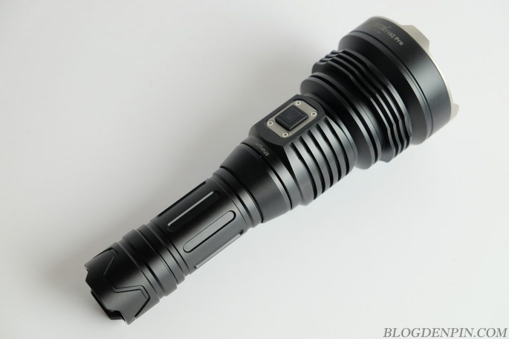 Review đèn pin Wuben T102 Pro - 3500 Lumens, chiếu xa 500 mét