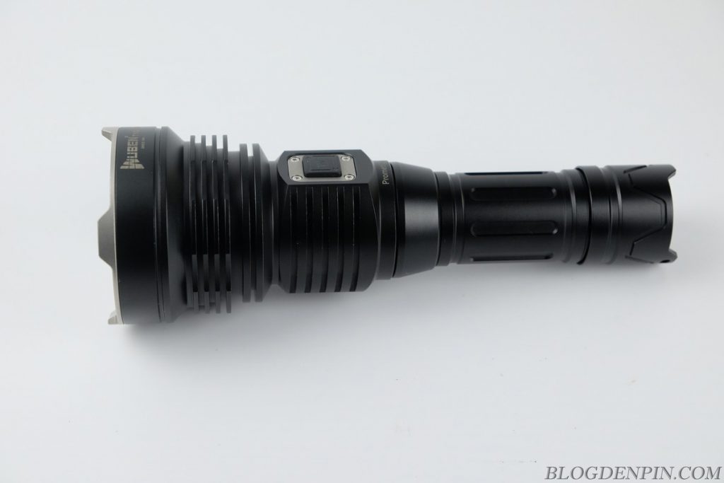 Review đèn pin Wuben T102 Pro - 3500 Lumens, chiếu xa 500 mét