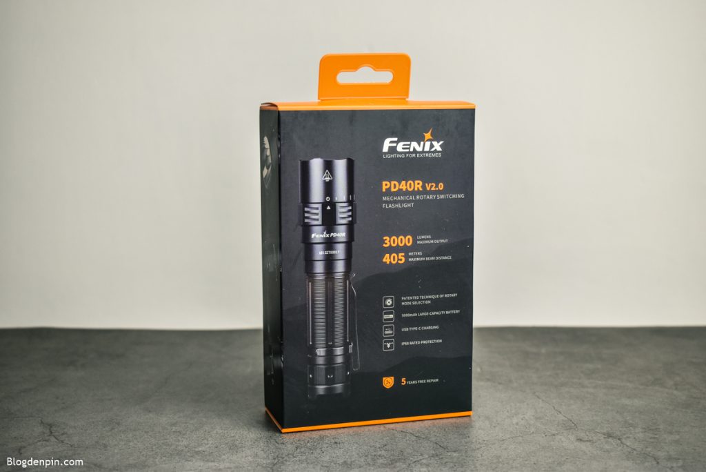 Review Fenix PD40R V2.0 - 3000 Lumens, pin 21700, công tắc xoay vật lý!