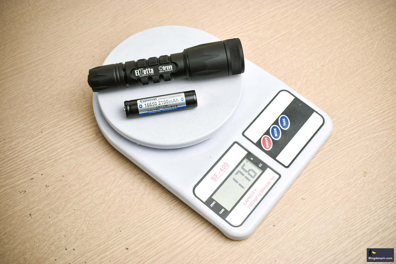 Review đèn pin Elzetta Bravo B453: dùng chóa phản xạ thay vì TIR, 600 ...